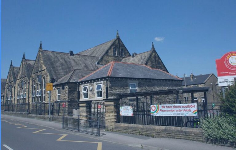 Westroyd and Springbank Primary School - Wright Signs